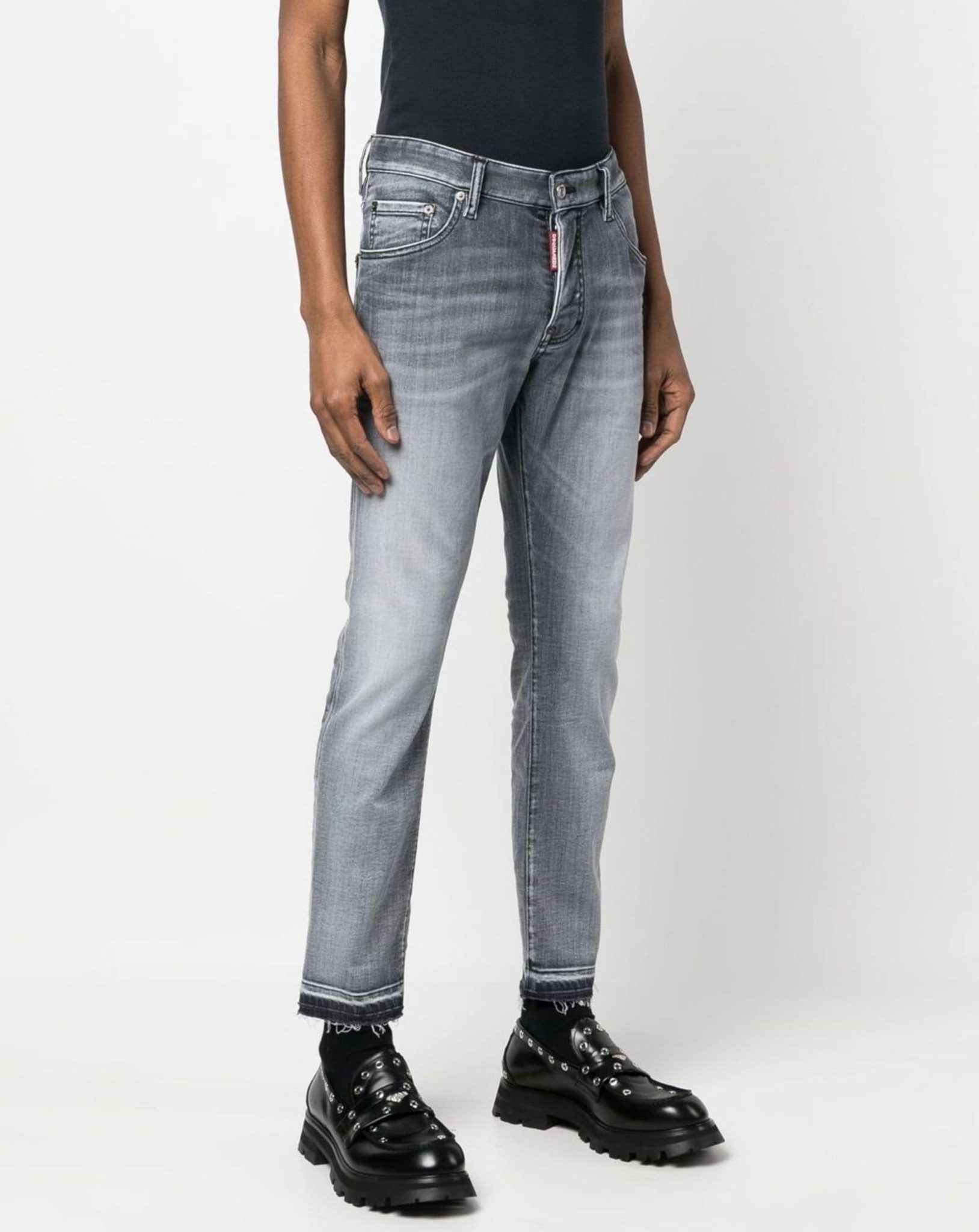 Grey Jeans Are The Must-Do Trend This Fall - Denimology